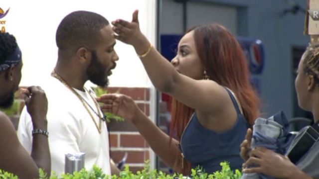 BBNaija Erica and Laycon fight: Neo and Vee break up, Ozo confess to ...