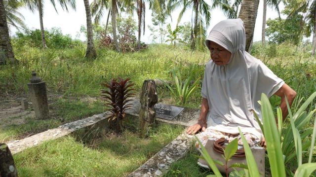 Rempang: ‘The Power of Emak-emak’ melawan relokasi - ‘Kami tak ada senjata, kami taruhan nyawa ...