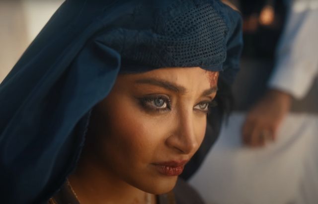 دومین سالگرد بازگشت طالبان؛ «وطنم، فریاد زنانه و می‌بوسمت در بین طالب ...