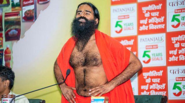 رام دیو کا خواتین سے متعلق متنازع بیان: - BBC News اردو