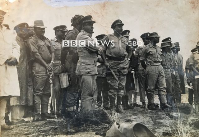 Alexander Madiebo, dike Biafra, alaala mụọ - BBC News Ìgbò
