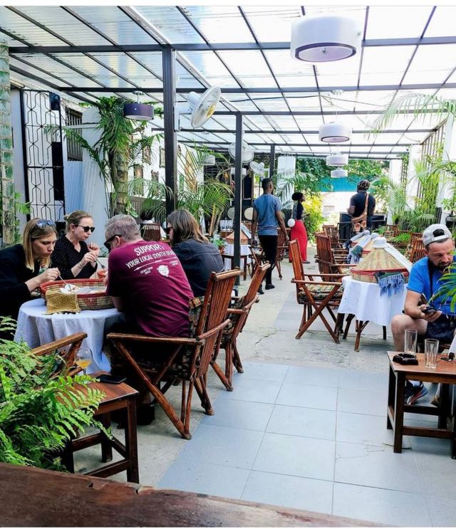 Abisiiniyaa: Restooraantii tokkicha Itoophiyaa 'Magaalaa Dhagaatti ...