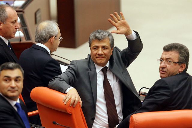 Can Atalay: Anayasa Mahkemesi'nin 'hak ihlali' kararına rağmen TİP ...