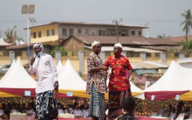 Arochukwu: Arondizuọgụ, Ajalị, Panya na ebe ndi ọzọ n'ụwa ndị Aro ...