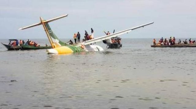 'Rubani aliwasha taa wakati tunaokoa watu tukaambiwa ndege inaweza ...