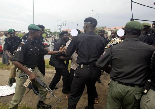 Etu aka si kpara otu na-atọrọ ụmụaka n'Ugwu-Awusa, ere na Ndịda - BBC ...