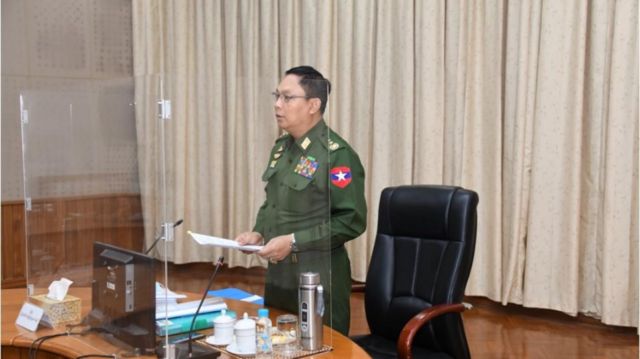ဒုတိယဗိုလ်ချုပ်ကြီး မိုးမြင့်ထွန်း ကြည်းတပ်ရဲ့ နံပါတ် ၄ ခေါင်းဆောင