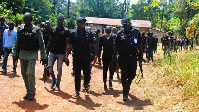 "Ndị obodo anyị bụ Eha-Amufu, Enugwu ka na-agba ọsọ kamgbe abalị atọ ...