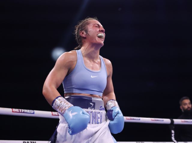 Jordan Gill vs Zelfa Barrett live: Boxing fight time, text & undercard ...