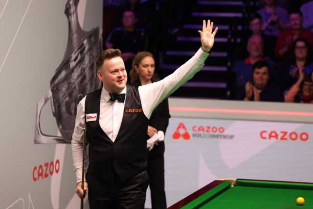 World Snooker Championship 2024 LIVE: Robert Milkins v Pang Junxu ...