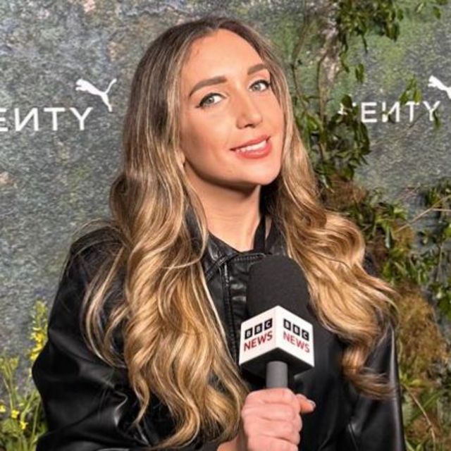 SZA headlines the Pyramid Stage on Glastonbury 2024's final night - BBC ...