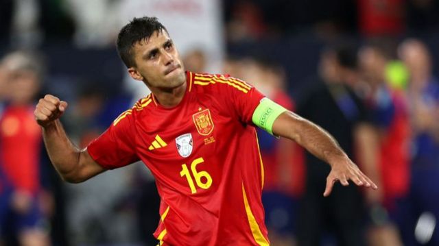 Spain 1-0 Italy: Spain qualify for Euro 2024 knockout stages after ...