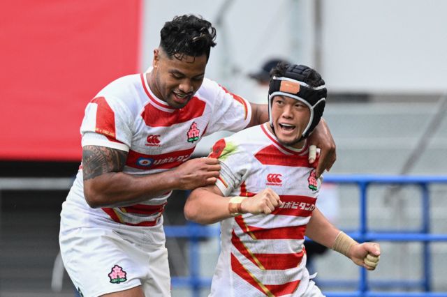 Japan v England: Live radio, live text & score updates - BBC Sport