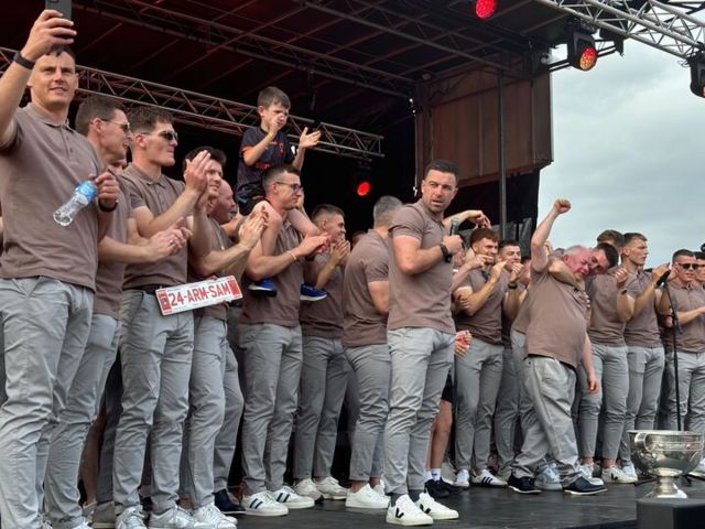 Armagh homecoming - BBC Sport