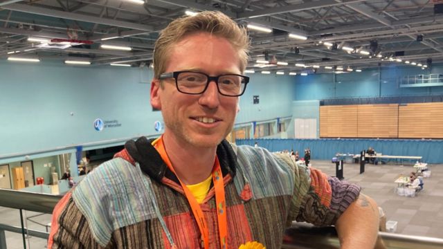 Labour take Worcester from Conservatives - BBC News