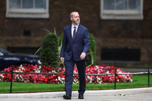 Keir Starmer names new cabinet, with Reeves as chancellor and Rayner as deputy PM - BBC News