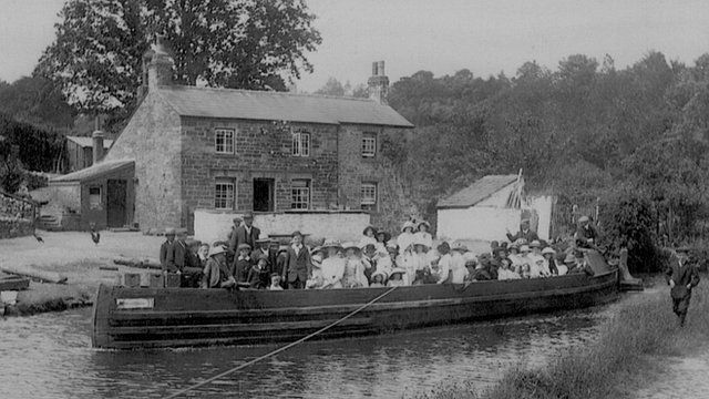 Monmouthshire and Brecon Canal 200th anniversary finale - BBC News