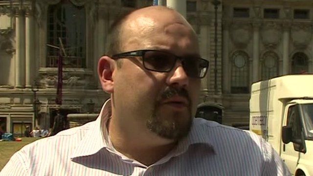 7/7 memorial in Hyde Park vandalised on eve of commemorations - BBC News