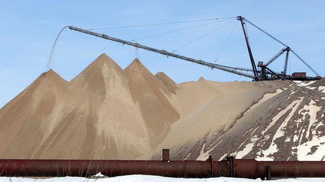 Belarus-Russia potash dispute escalates with trade tensions - BBC News