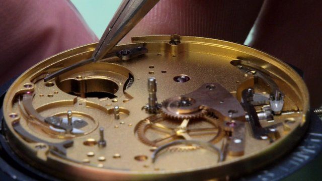 Roger W Smith: Watchmaker 'honoured' to receive OBE - BBC News