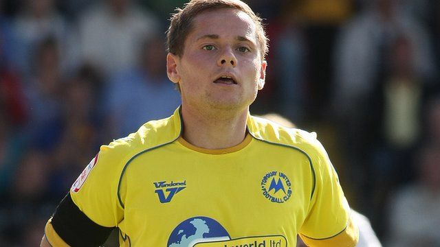 Transfer window: Torquay United re-sign Danny Stevens - BBC Sport