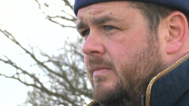 Oxfordshire farmland devastated by sixth flood since 2008 - BBC News