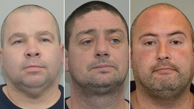 Three Londonderry men who had bomb in car are jailed - BBC News