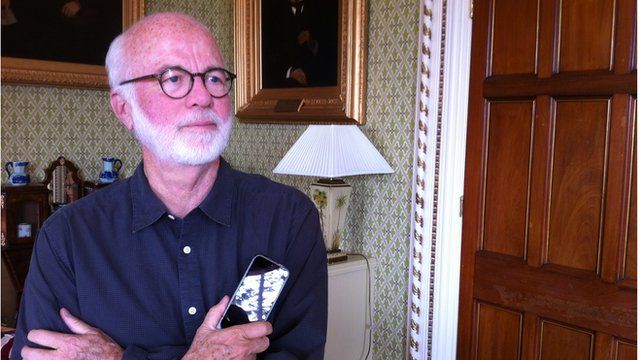 David Hume Kennerly: Famed photographer returns to Belfast - BBC News