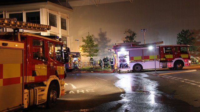 Asos warehouse fire: Barnsley teenager arrested over blaze - BBC News