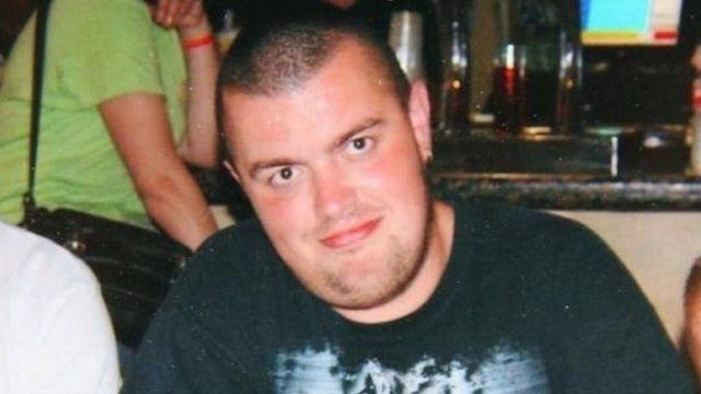 Newcastle United open garden for MH17 fans Liam Sweeney and John Alder ...