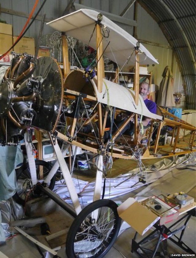 Grandfather's WW1 Bristol Scout replica built by brothers - BBC News