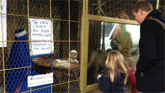 Sherborne's Christmas nativity crib vandalised - BBC News