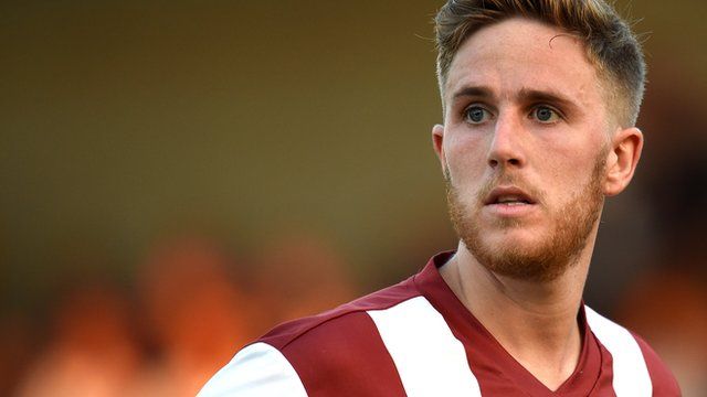 Harry Williams: Cheltenham Town midfielder extends contract - BBC Sport