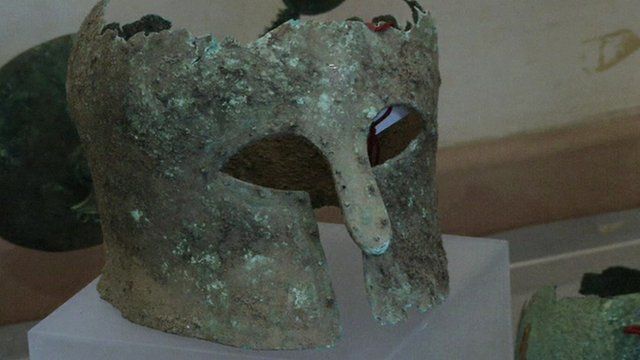 Pirate Captain Kidd's treasure found under the sea - BBC Newsround