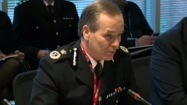 First Minister Sturgeon backs Police Scotland boss Sir Stephen House ...