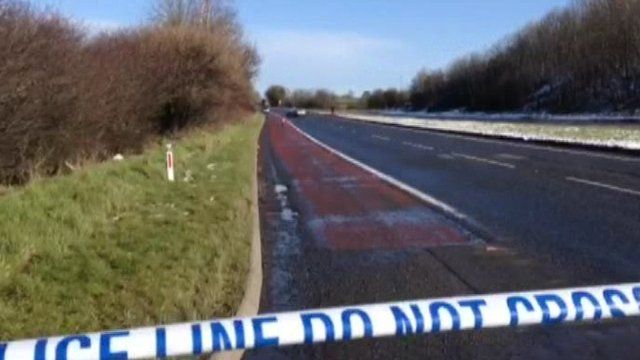 A1 crash near Dromore: Man dies in road collision - BBC News