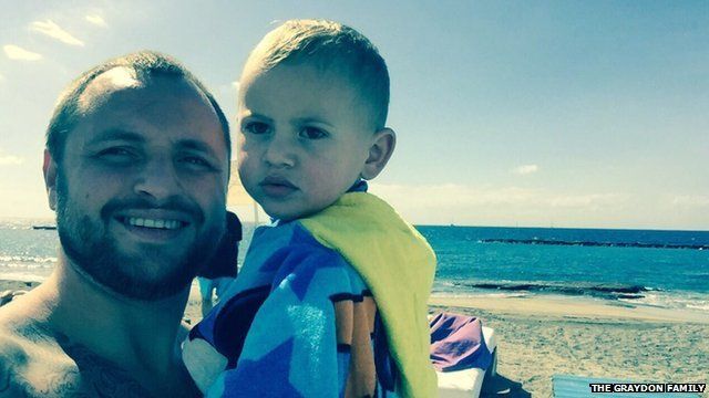 Bristol boxing promoter Michael Graydon's body flown home - BBC News