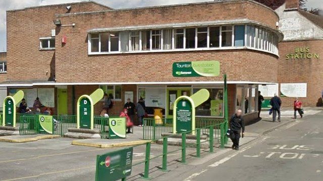 Taunton Bus Station receives Red Wheel award - BBC News