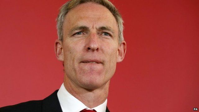 Jim Murphy supporters asked to sign letter backing his leadership - BBC ...