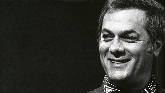 A look back at the life of Hollywood star Tony Curtis - BBC News
