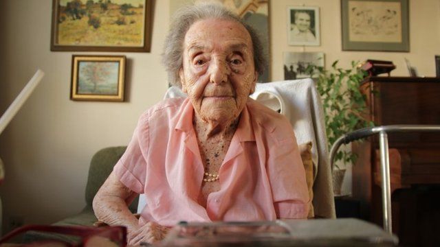 Holocaust survivor Alice Herz-Sommer dies aged 110 - BBC News Holocaust survivor Alice Herz-Sommer dies aged 110 - BBC News