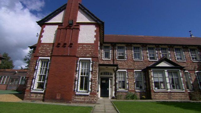 HMP Styal Prison pilots women's rehabilitation project - BBC News
