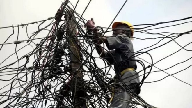 Electricity national grid collapse again: Nigeria Power minister ...