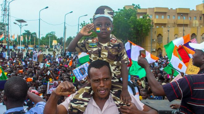 Afrika i puč u Nigeru: „Zašto želim da Rusija dođe, a Francuska ode ...