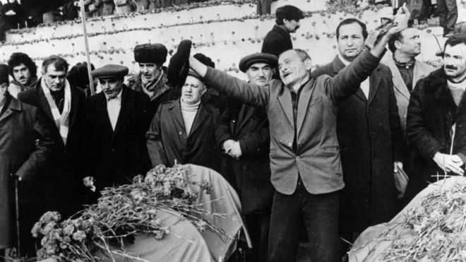 Azərbaycan 20 Yanvar faciəsini yad edir - BBC News Azərbaycanca