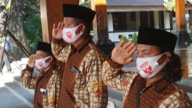Mantan napi teroris beralih jadi tukang jagal ayam: ‘Saya pernah ... Mantan napi teroris beralih jadi tukang jagal ayam: ‘Saya pernah ...