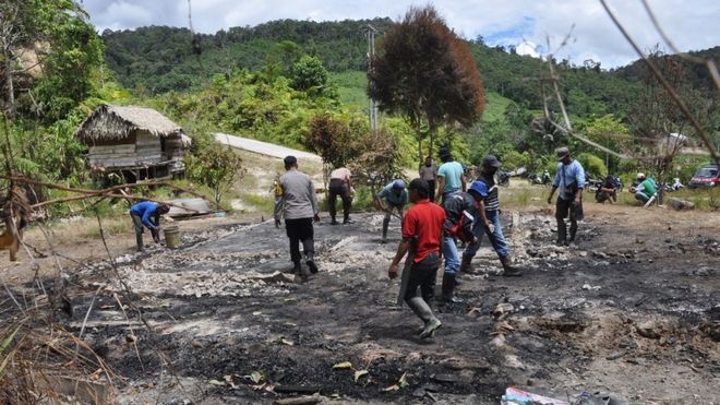Polisi klaim 'anggota terakhir teroris Poso' tewas ditembak - 'Pak guru ...