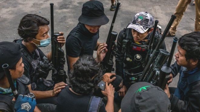 Myanmar: Tiga BUMN dilaporkan ke Komnas HAM atas tuduhan jual senjata ke junta militer yang ...