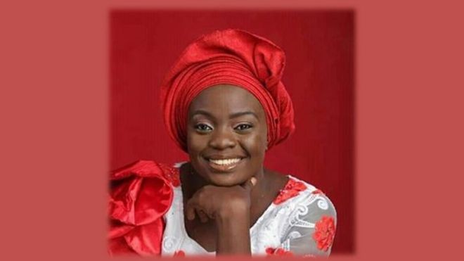 Tope Alabi ṣe ọjọ́ ìbí, Adeyinka Alaseyori kọrin re kìí - BBC News Yorùbá