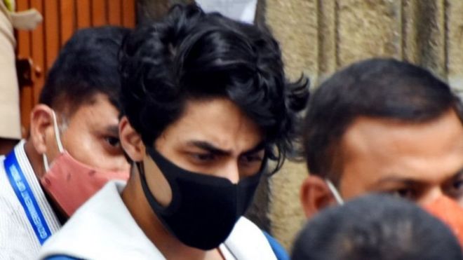 Aryan Khan: Nin Muslim ah oo is qarinayay miyaa xiray wiilka Shah Rukh ...